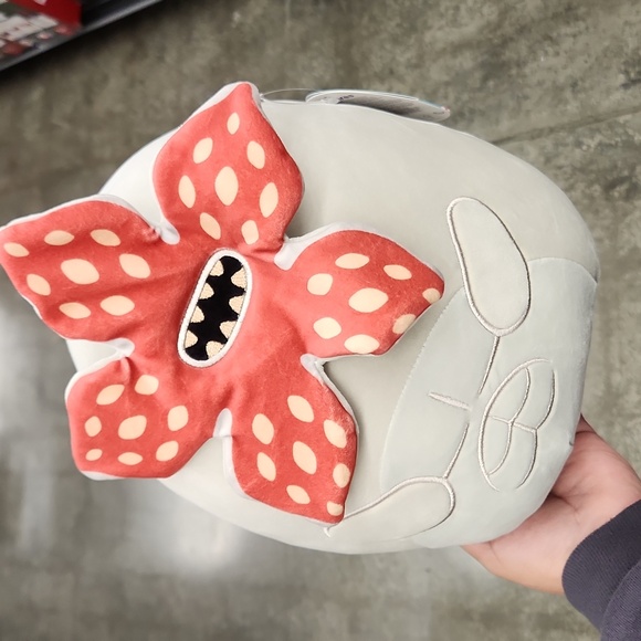 Squishmallows | Toys | Stranger Things Demogorgon Squishmallow Nwt ...